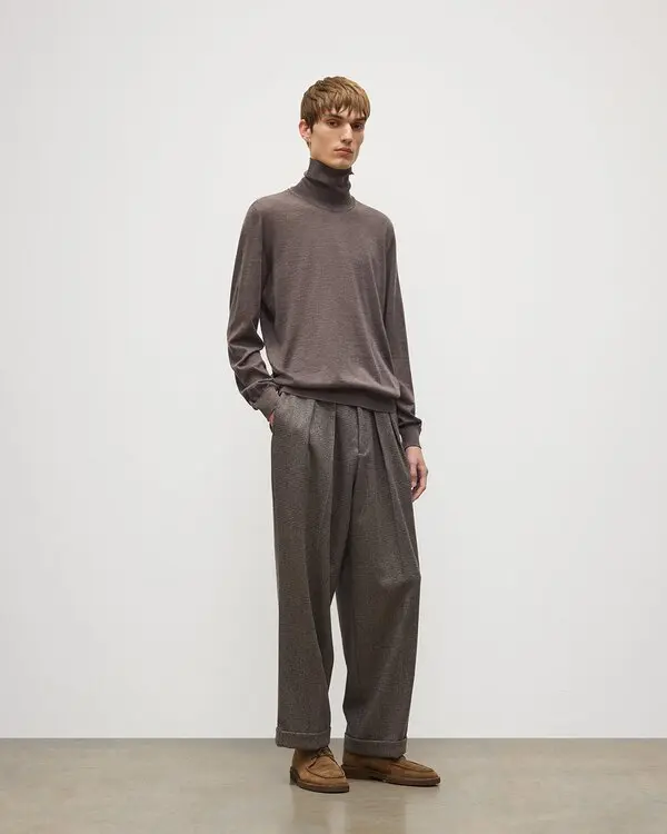 Johnstons Of Elgin Fin Cashmere Roll Neck Jumper