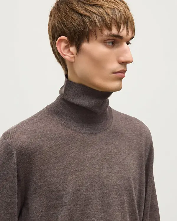 Johnstons Of Elgin Fin Cashmere Roll Neck Jumper