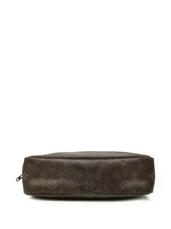 LOUIS VUITTON Monogram Trousses Toilette 28 Clutch Bag - Brown