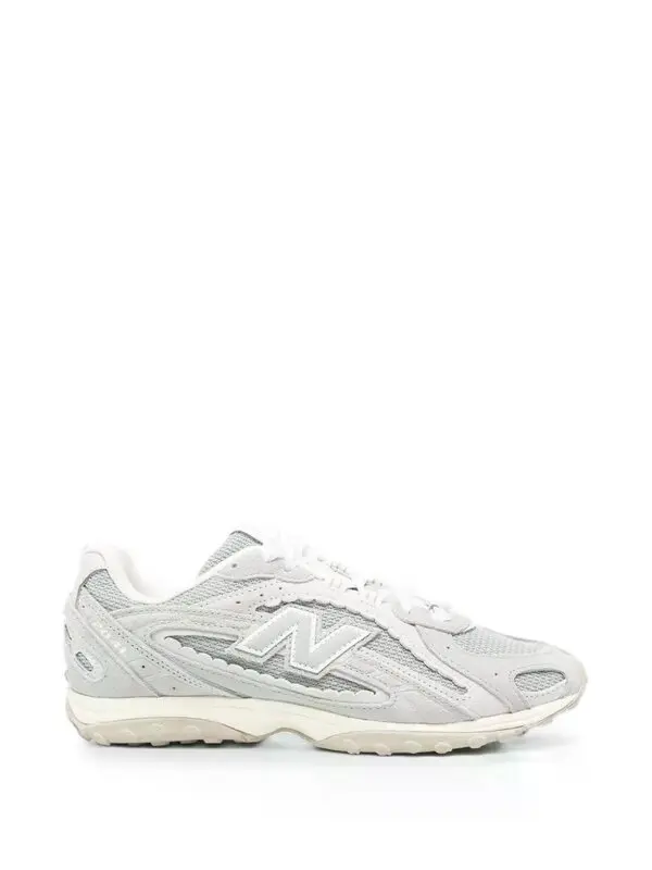 NEW BALANCE 204l Suede Sneakers - Grey