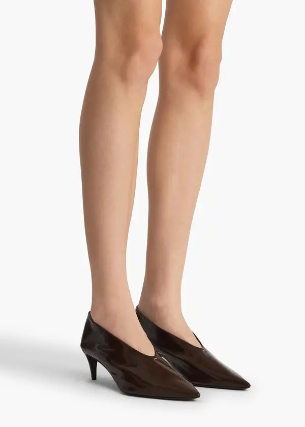 Khaite Miriam Low Heel Pumps In Glazed Leather - Cacao