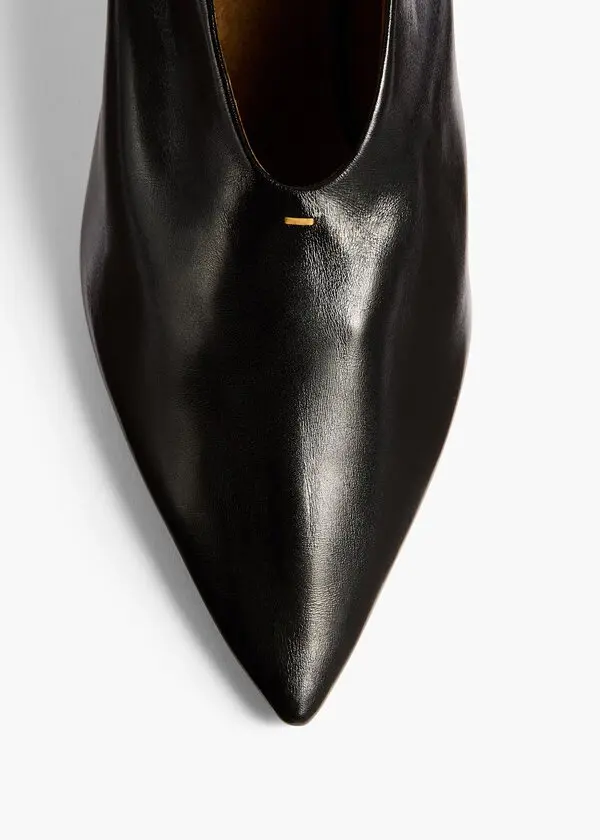 Khaite Miriam Low Heel Pumps In Glazed Leather - Black