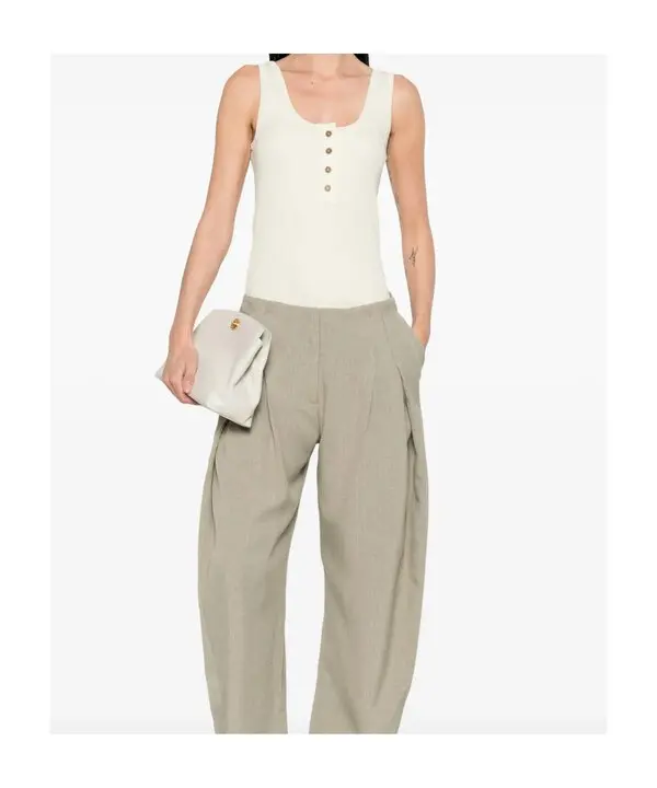 Vince Sleeveless Ribbed Knit Button Detailed Top