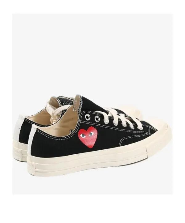 Play Comme Des Garcon Lace-up Low Top Sneakers