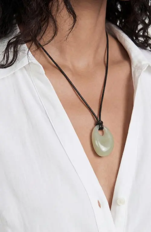 Ettika Resin Medallion Necklace