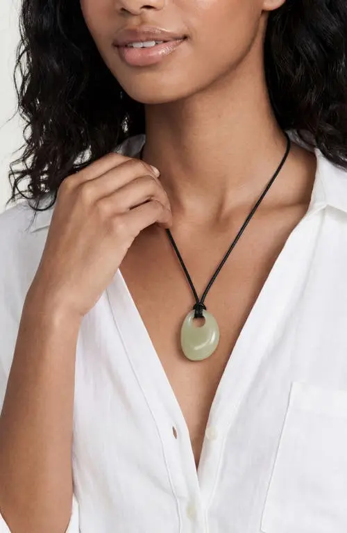 Ettika Resin Medallion Necklace