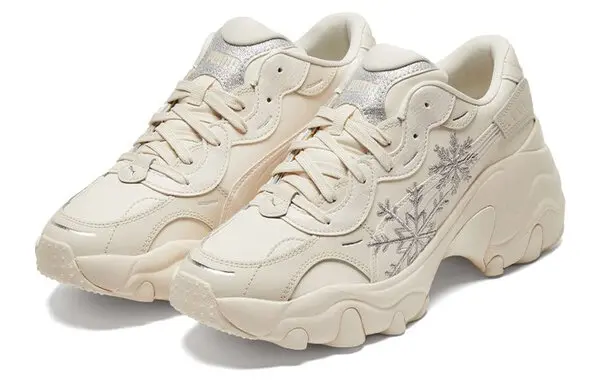 PUMA Pulsar Wedge "snow Whisper White - Cream/white/silver