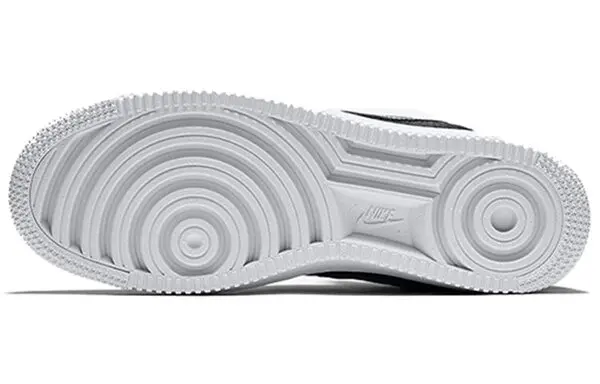 Nike Force 1 Ultraforce Mid Sneakers