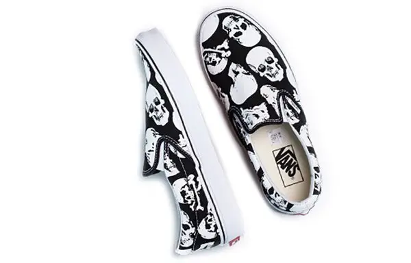 VANS Slip-on Skull Print Casual Sneakers - Black