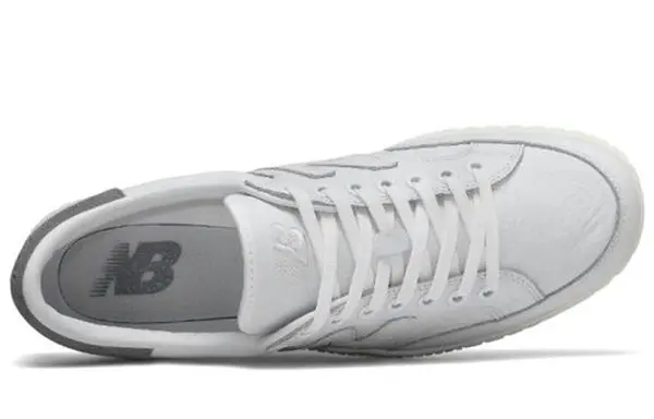 NEW BALANCE 400 Premium Leather Sneakers