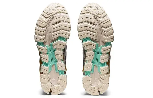 Asics Gel Quantum 360 6 Knit Sneakers - Gray/white