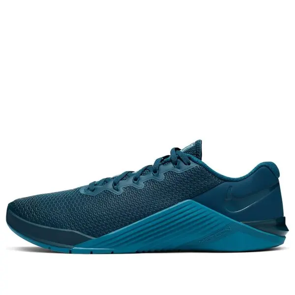 Nike Metcon 5 Force' Athletic Sneakers