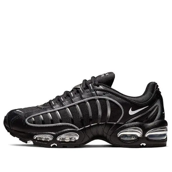 Nike Max Tailwind 4 Sneakers - Black