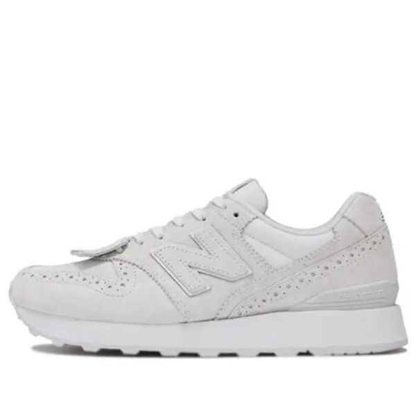 NEW BALANCE 996 V2 Sneakers - White/gold