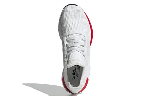 Adidas Swift Run Sneakers