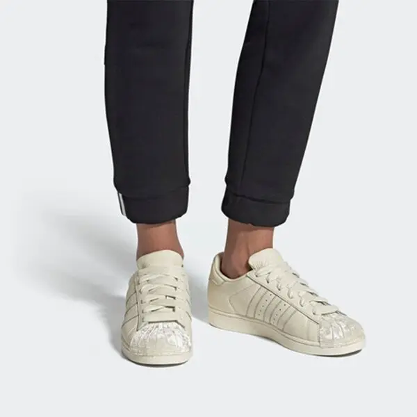 Adidas Superstar "tonal Off