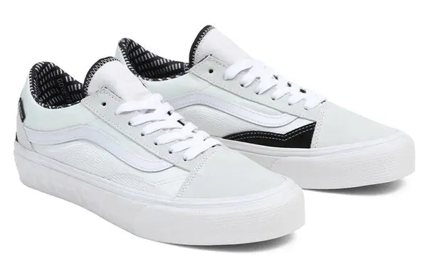 VANS Old Skool Gore-tex Sneakers - White/gray