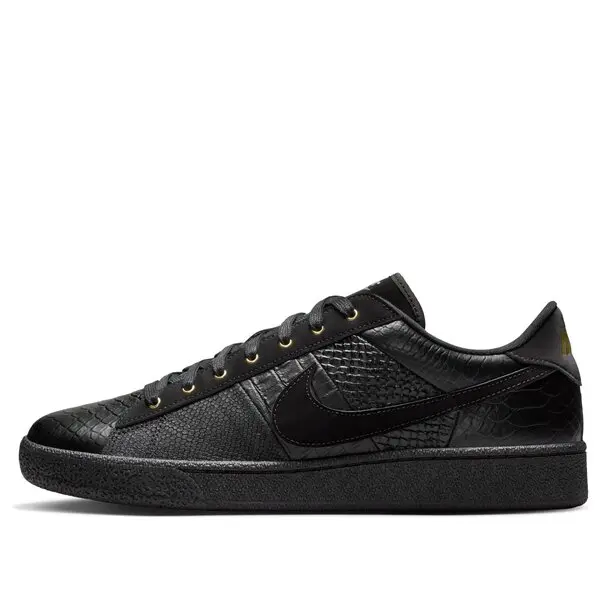 Nike Classic Sneakers - Black