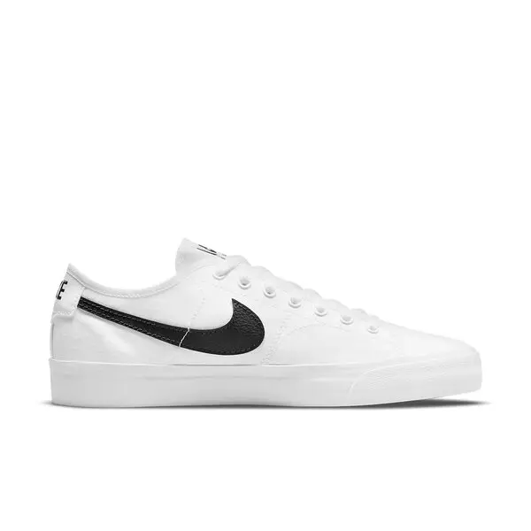 Nike Blazer Court Sb Low Top Sneakers