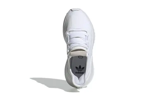 Adidas U_path J "triple " Sneakers