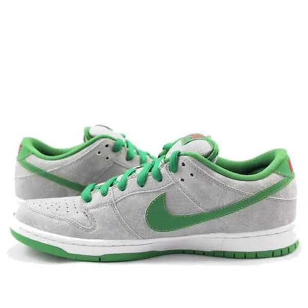Nike Dunk Low Premium "medusa" Sneakers