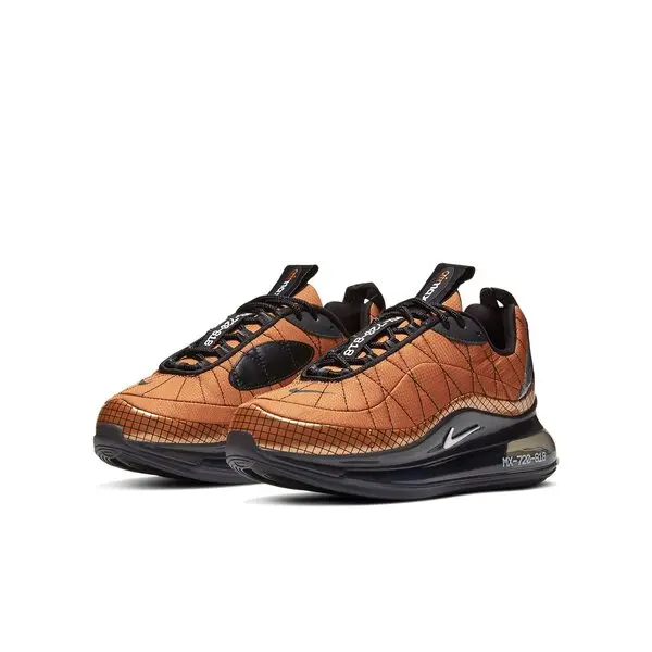 Nike Mx 720-818 Sneakers