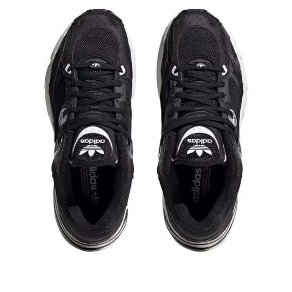 Adidas Astir Sneakers