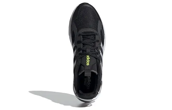 Adidas Futureflow Sneakers