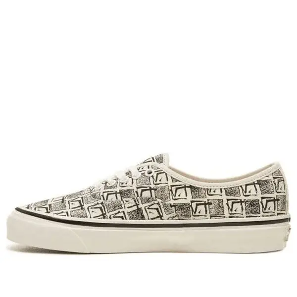 VANS Authentic 44 Dx Anaheim Factory Low Top Sneakers - Black/white