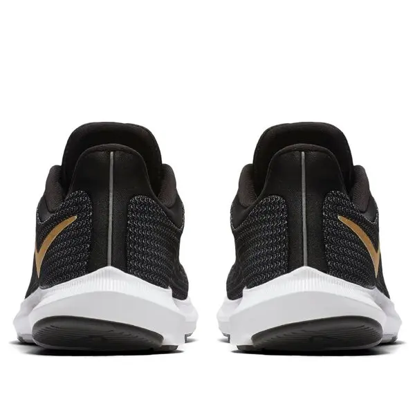 Nike Quest Low Top Sneakers - Black