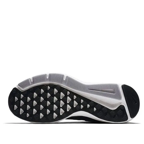 Nike Quest Low Top Sneakers - Black