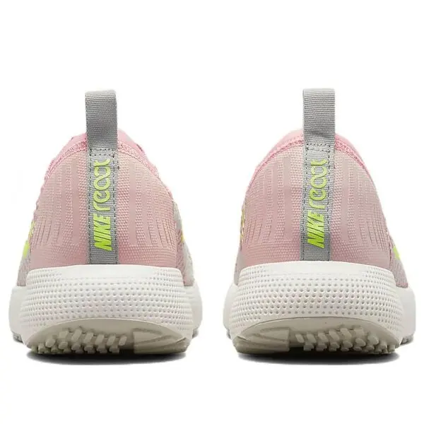 Nike React Escape Run Flyknit Sneakers