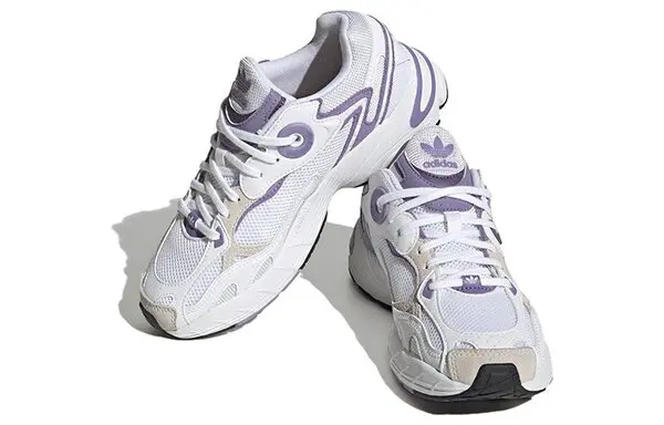 Adidas Astir Sneakers