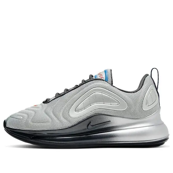 Nike Max 720 Sneakers