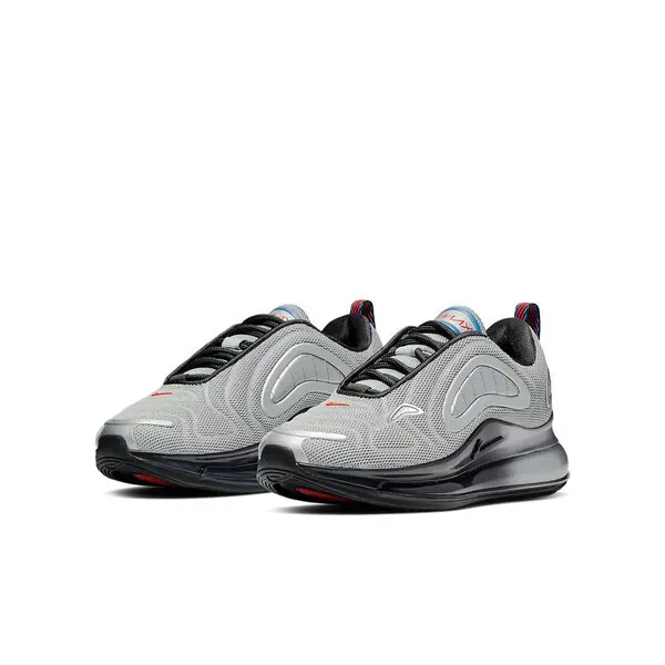 Nike Max 720 Sneakers