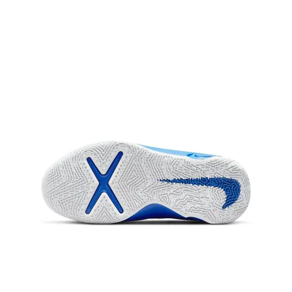 Nike Team Hustle D10 Sneakers