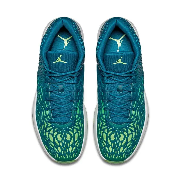 JORDAN Ultra.fly Basketball Sneakers
