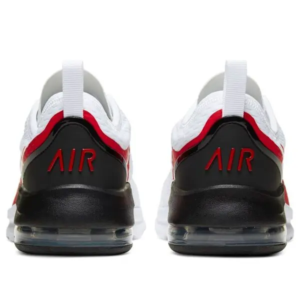 Nike Max Motion 2 Sneakers