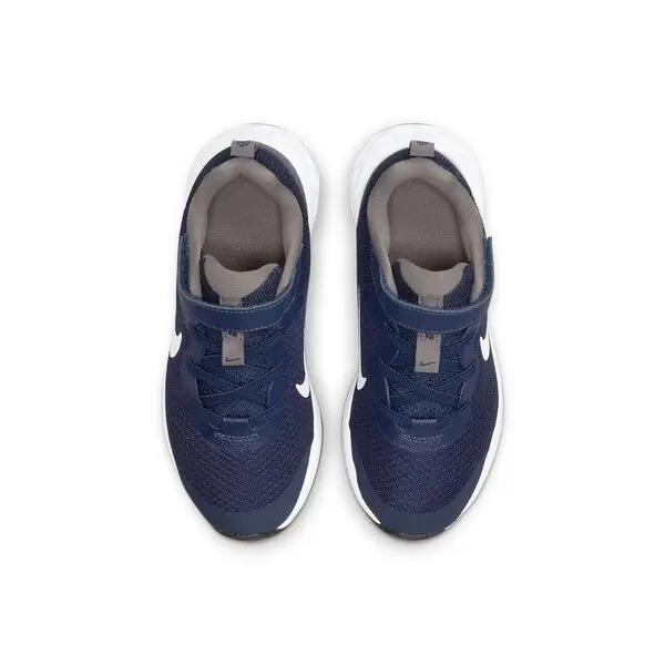 Nike Revolution 6 Low Top Sneakers