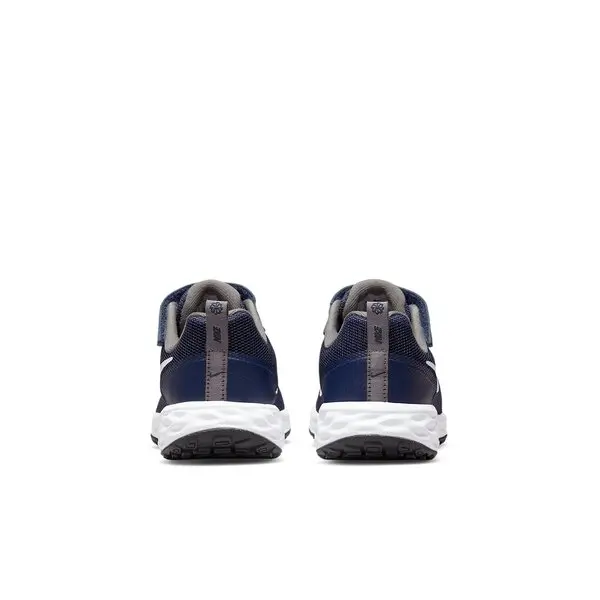 Nike Revolution 6 Low Top Sneakers