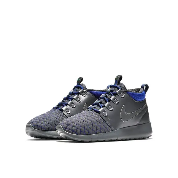 Nike Roshe One Mid Winter Sneakers