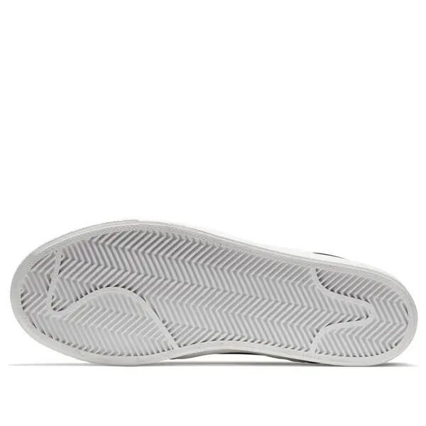 Nike Zoom Stefan Janoski Ht Deconstructed Sb Sneakers - Black/white