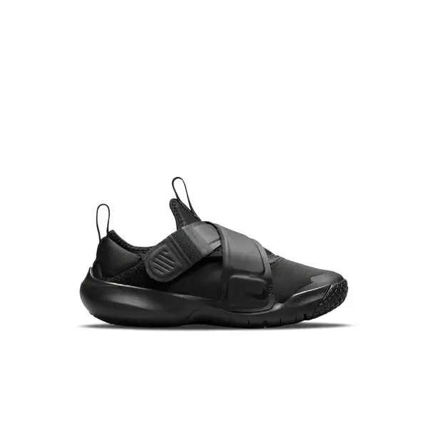 Nike Flex Advance "triple " Sneakers