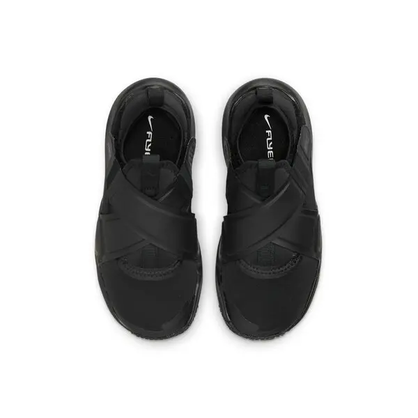 Nike Flex Advance "triple " Sneakers