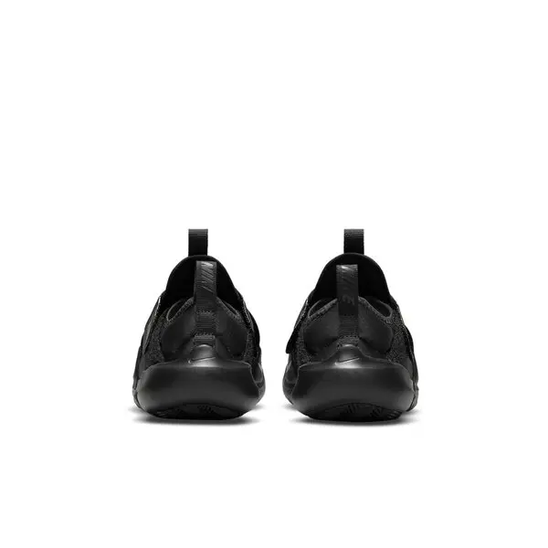 Nike Flex Advance "triple " Sneakers