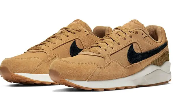 Nike Pegasus 92 "wheat" Sneakers - Brown