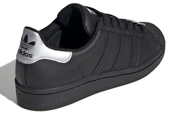 Adidas Superstar J Sneakers - Black/silver