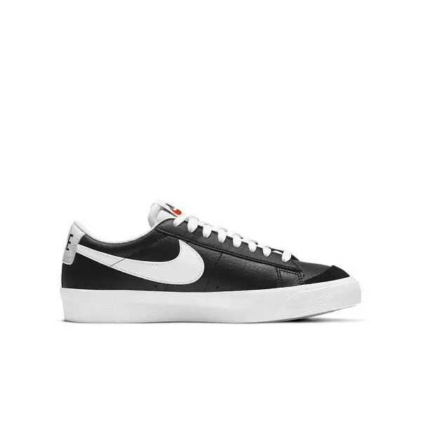 Nike Blazer Low '77 Sneakers - Black