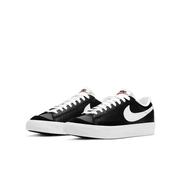 Nike Blazer Low '77 Sneakers - Black