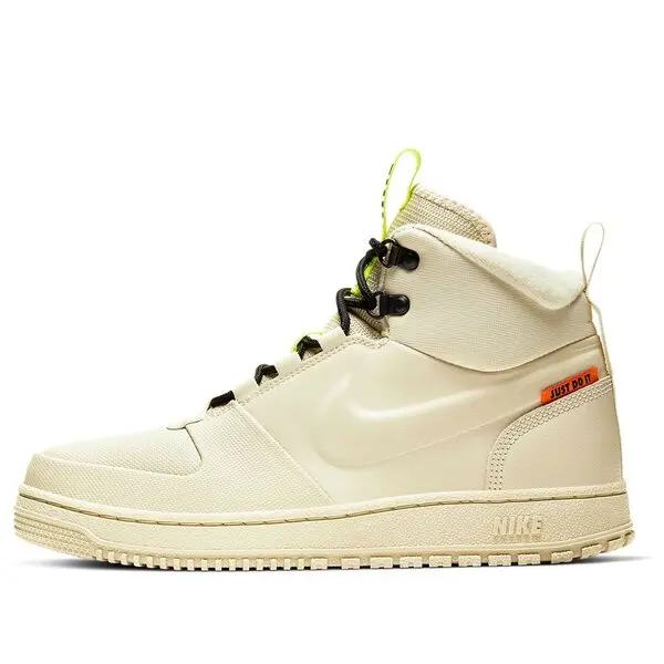Nike Path Winter High Top Sneakers - Creamyellow